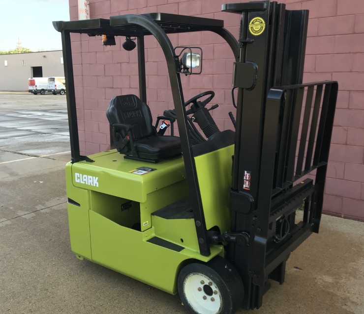 Used Forklift, Reach Truck, & Industrial Equipment in Michigan | Fraza ...