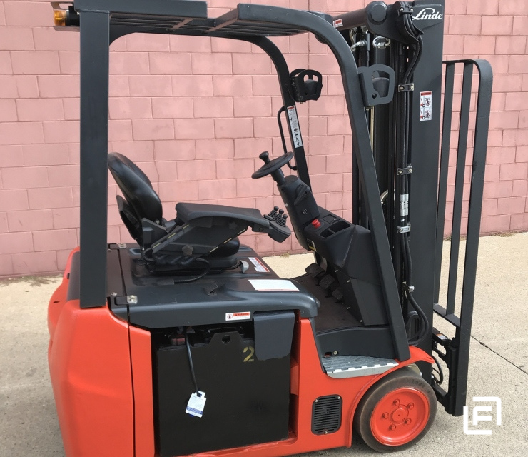 Used Forklift, Reach Truck, & Industrial Equipment in Michigan - Fraza