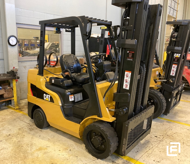 Used Forklift, Reach Truck, & Industrial Equipment in Michigan - Fraza