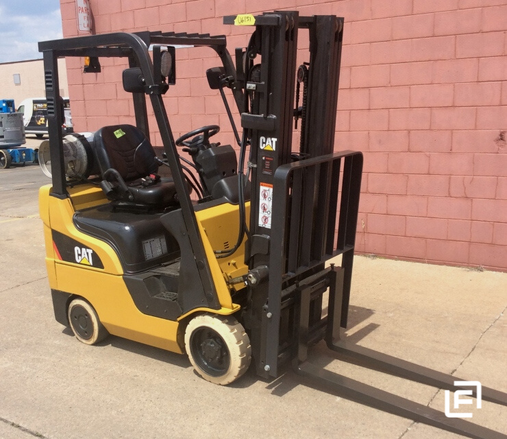 Used Forklift, Reach Truck, & Industrial Equipment in Michigan - Fraza